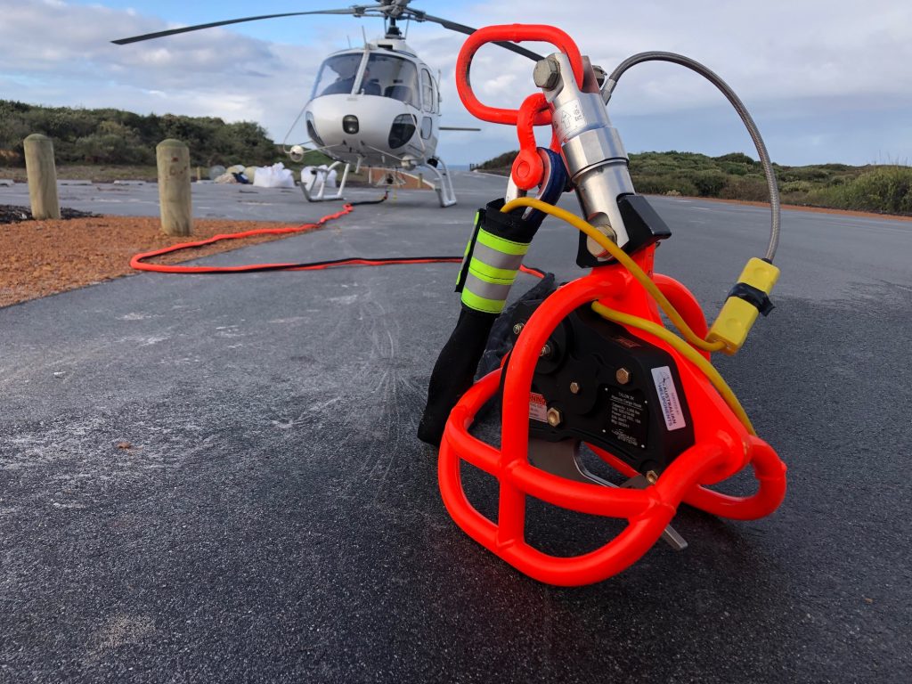 Helicopter Precision Lifting – Helicopter Logistics